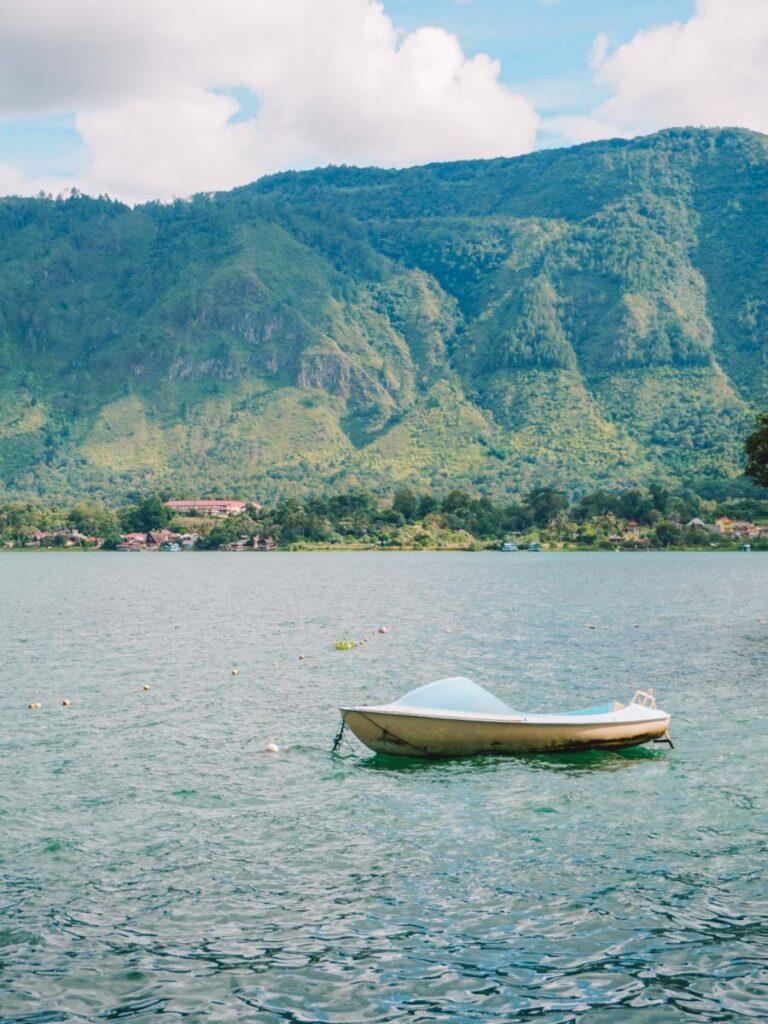 Backpacking North Sumatra: 3 week Itinerary | Stamping Passports